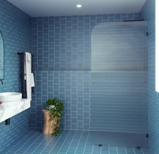 Ultra Clear Screen Fluted Glass 2050H with Right Radius Corner 200mm ...